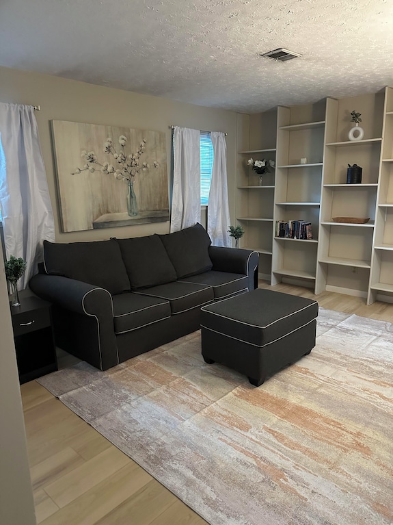 Cozy 4-bedroom House In Enjoyable Lexington With Wifi, Ac. Centrally Located. - レキシントン, KY