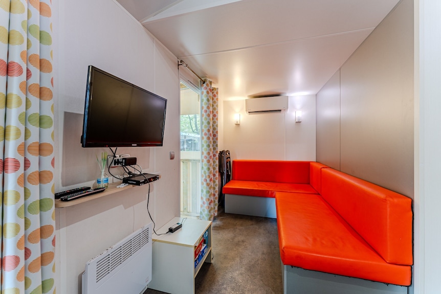 Mobile Home 'Ohara 2 Bedrooms' With Shared Pool, Private Terrace, And Air Conditioning - Mimizan