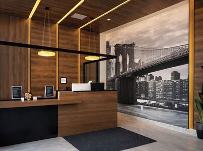 Hotel Mirage Brooklyn 