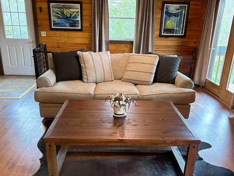 Mountain View Cabin - Finger Lakes, NY