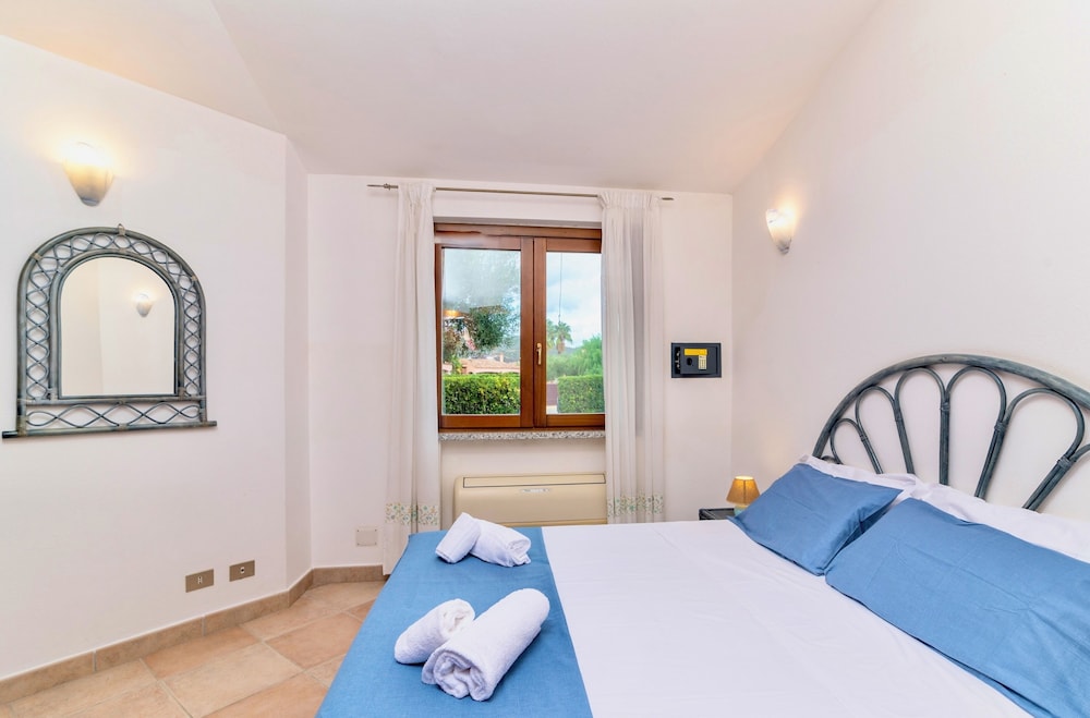 Villas With Private Pool In Costa Rei - Costa Rei