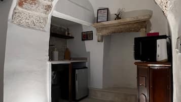 Quarto Quádruplo Deluxe, vista para o jardim | Cozinha privada | Minifrigorífico, um micro-ondas, uma máquina de café expresso