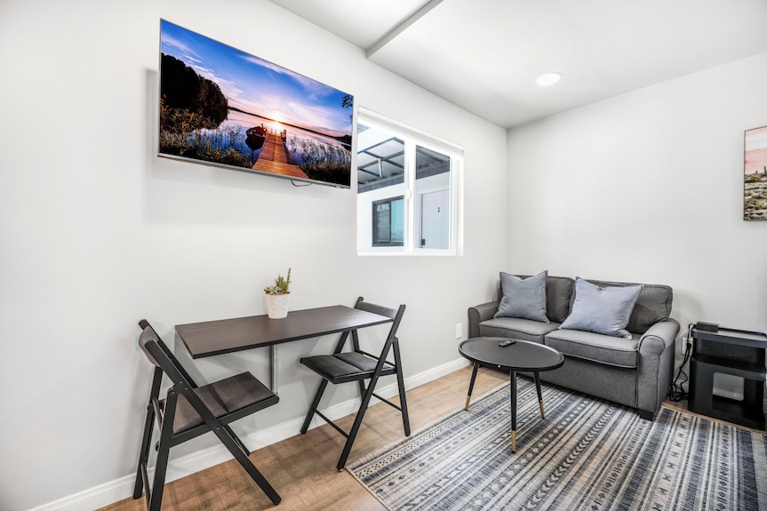 New Modern Apartment W/ Ac - Central To Sd - 엘카혼