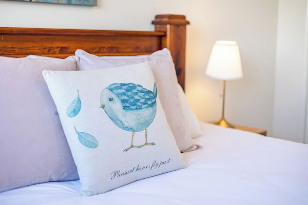 Stayau Family Home In Caroline Springs - Caroline Springs