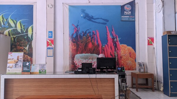 Blue Coral Inn - Mataram