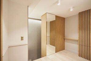 Apartamento luxo, 2 quartos, terraço (Duplex) | Individualmente decorados, individualmente mobiliados, Wi-Fi de cortesia