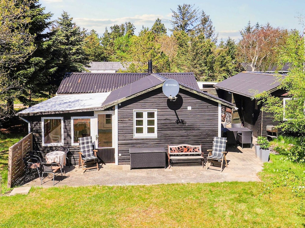 6 Person Holiday Home In Blokhus - Saltum