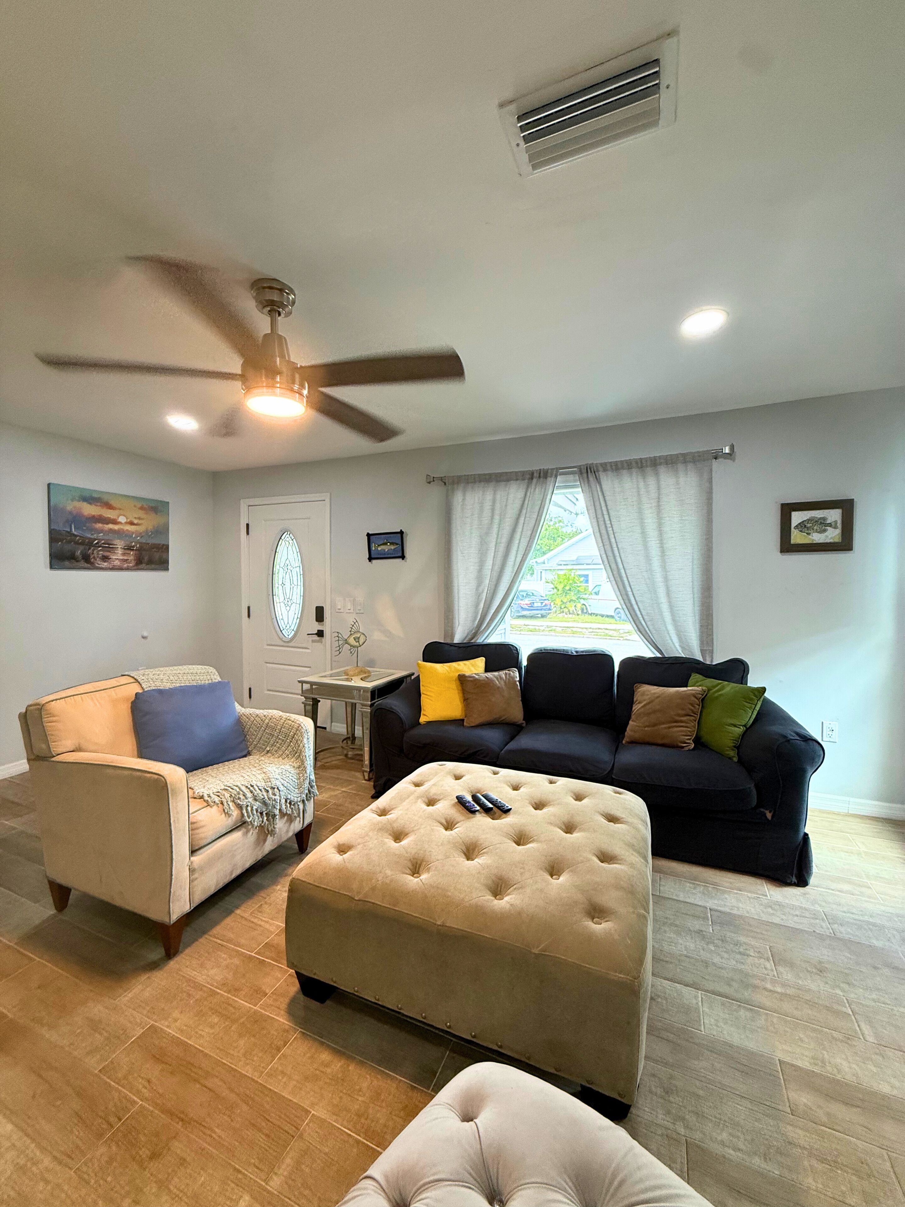 Coastal Bungalow By The Marina Downtown! - Bradenton, FL