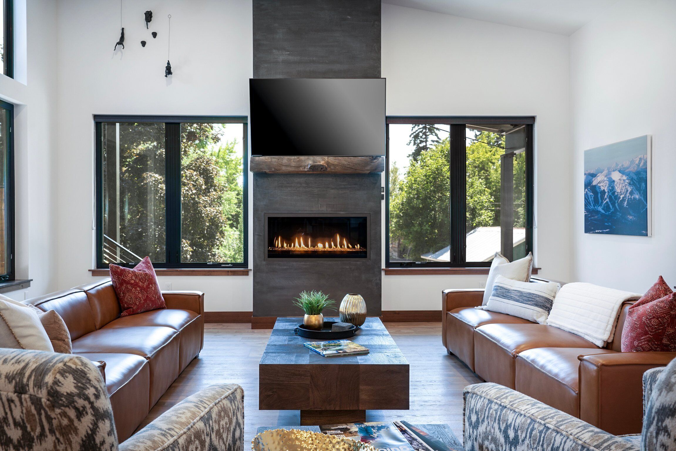 New! Inspiration Luxury Group Retreat - Sleeps 18 - Rhodes, MT