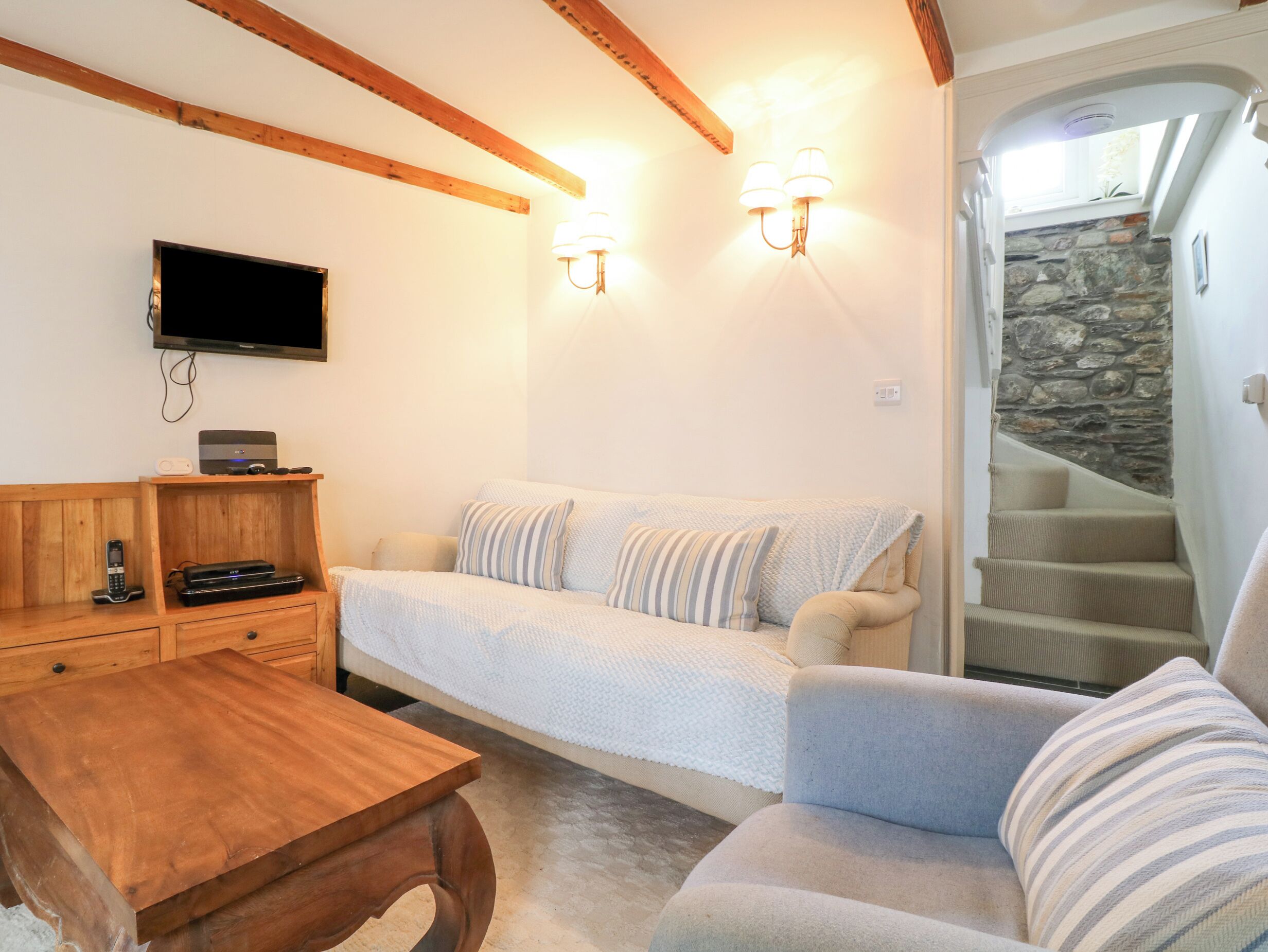 Aunt Dora's, Pet Friendly, Character Holiday Cottage In Port Isaac - Port Gaverne