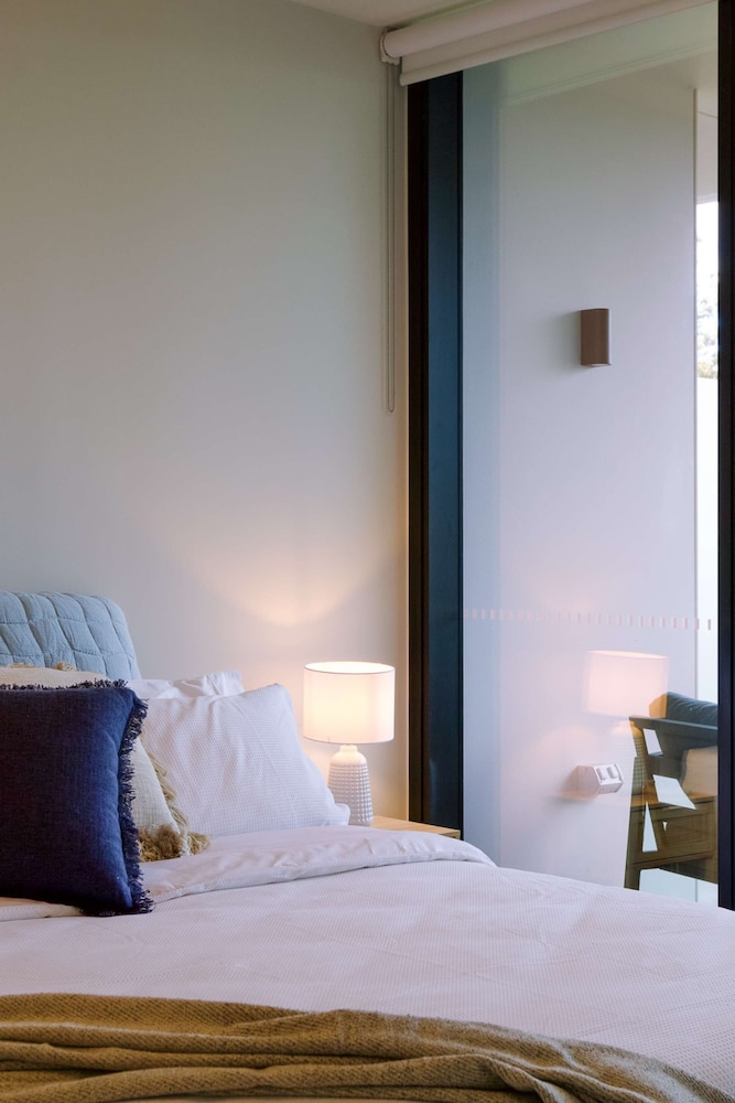 1 Bedroom Apartment With The Beach, Shops And Restaurants At Your Doorstep - Frankston