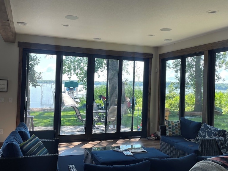 Beautiful, Newly Custom Built, Lake-front Cabin On Lake Independence. - Minnesota