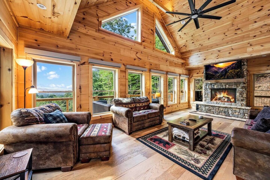 Mountain Views + Hot Tub | Private 5br Cabin Near Franklin Nc - Highlands, NC