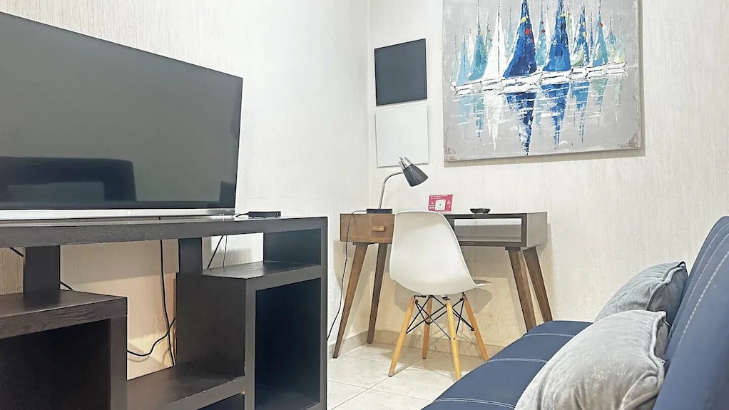 Fast Wifiwash/drynew Bedskeyless24h Doorman - Miguel Hidalgo y Costilla Guadalajara Airport (GDL)