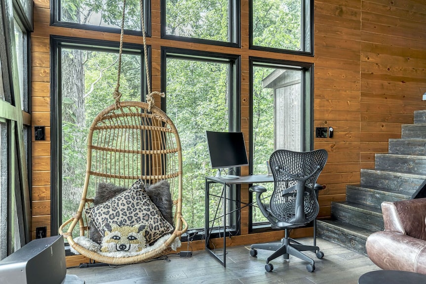 Lakefront Chalet W/ Fire Pit - Innsbrook, MO