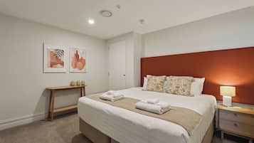 Apartamento, vista para o pátio | 2 quartos, ferro/tábua de engomar, Wi-fi grátis