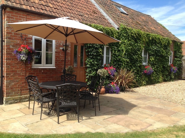 Swallow Cottage @ Olivemead Farm - Wiltshire