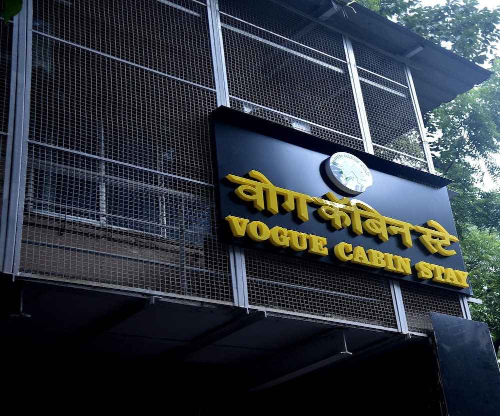 Vogue Cabin Stay Near Nesco - Mumbai