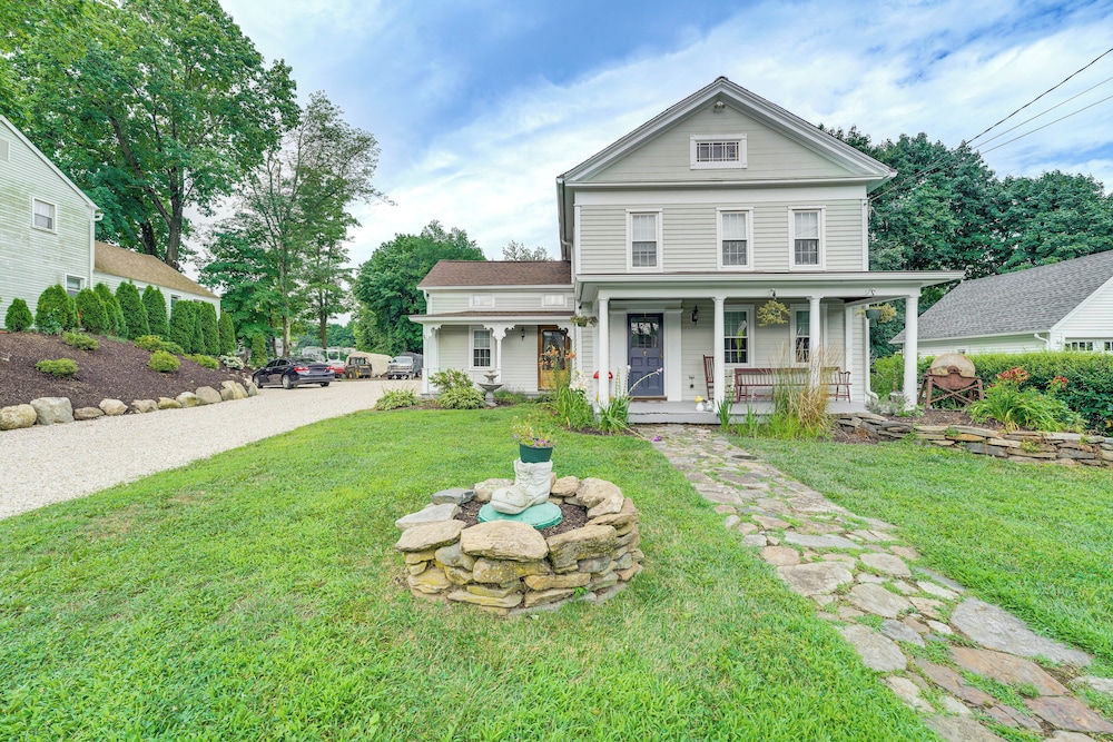 Walk To Memorial Park: Pet-friendly Bethlehem Home - Litchfield, CT