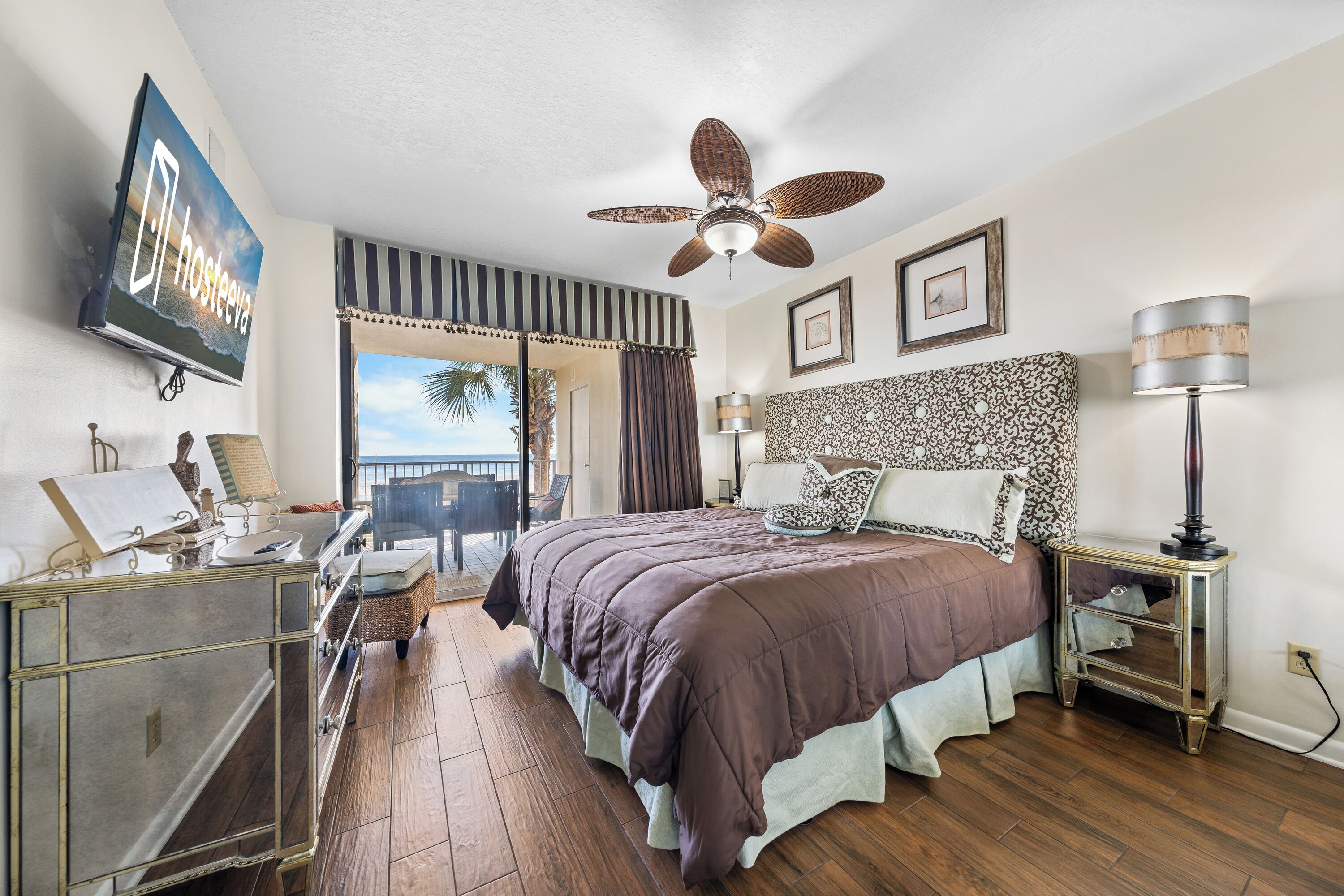 Apartamento Comfort em Condomínio Fechado, varanda, vista para a praia | 3 quartos, com decoração personalizada, com mobília individualizada 