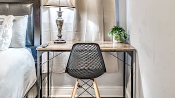 4 quartos, com decoração personalizada, com mobília individualizada