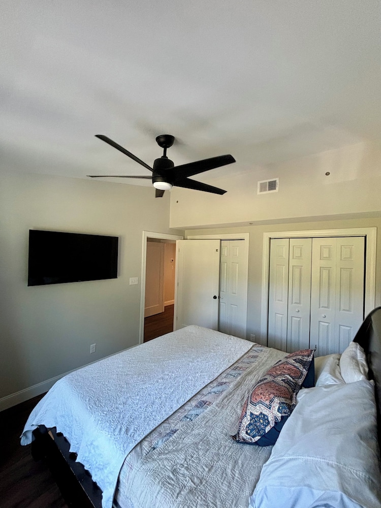 Experience Coastal Charm Near Ocean City Boardwalk - Ocean City