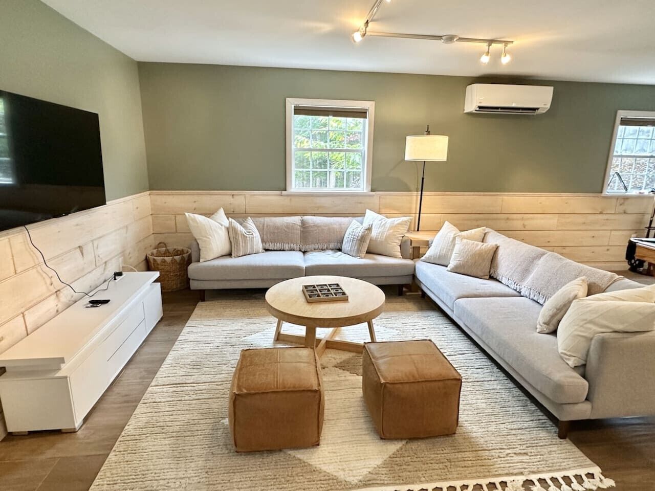 Renovated Large House Sleeps 21 [Tranquil Retreat] - Southwest Harbor, ME