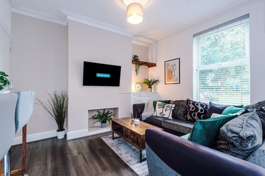 Modern & Stylish House | Free Parking/city Centre - 索爾福德