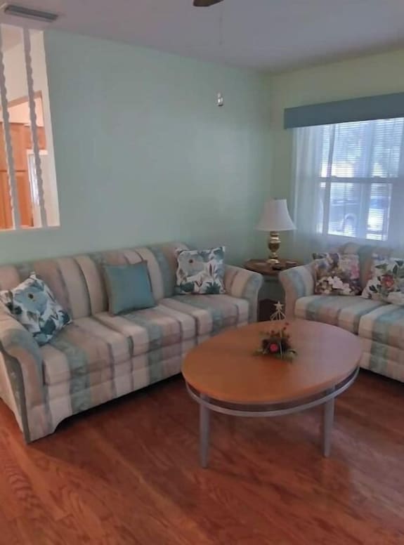 Entire 2 Bedroom Home W/1 Car Garage In Inverness - Inverness, FL