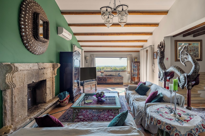 Cleo Sicilian Villa: De Luxe Villa With Sea View Pool - Partinico