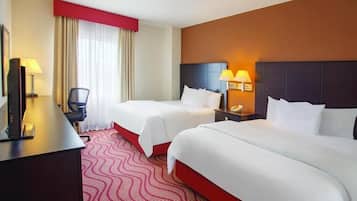 Quarto de Luxo, 2 camas queen-size | Minibar, cofre no quarto, secretária