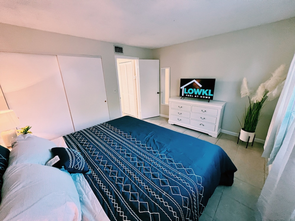 Lovely & Cozy 1 Bedroom Apt W/ Pool - Close To Downtown Jensen Beach - Stuart, FL