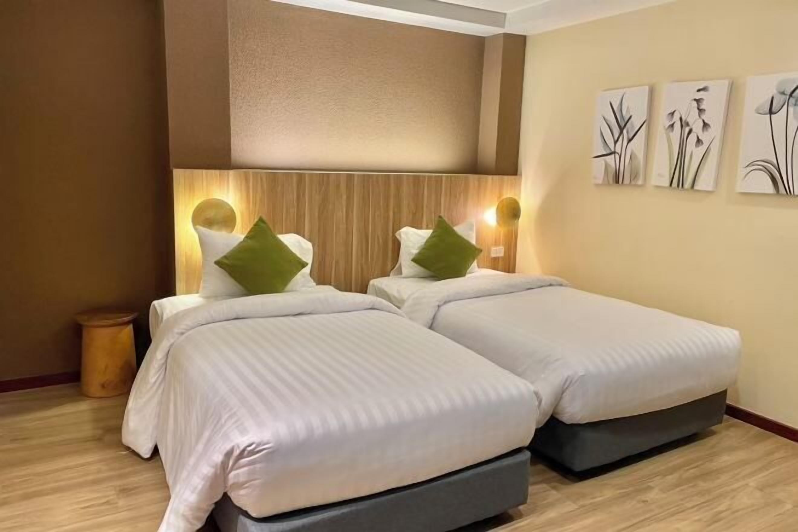 Cofre no quarto, secretária, cortinas/cortinados opacos, Wi-fi grátis 