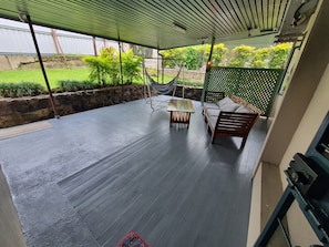 Apartamento Deluxe, 3 quartos, acesso à piscina, no piso executivo | Terraço/pátio interior