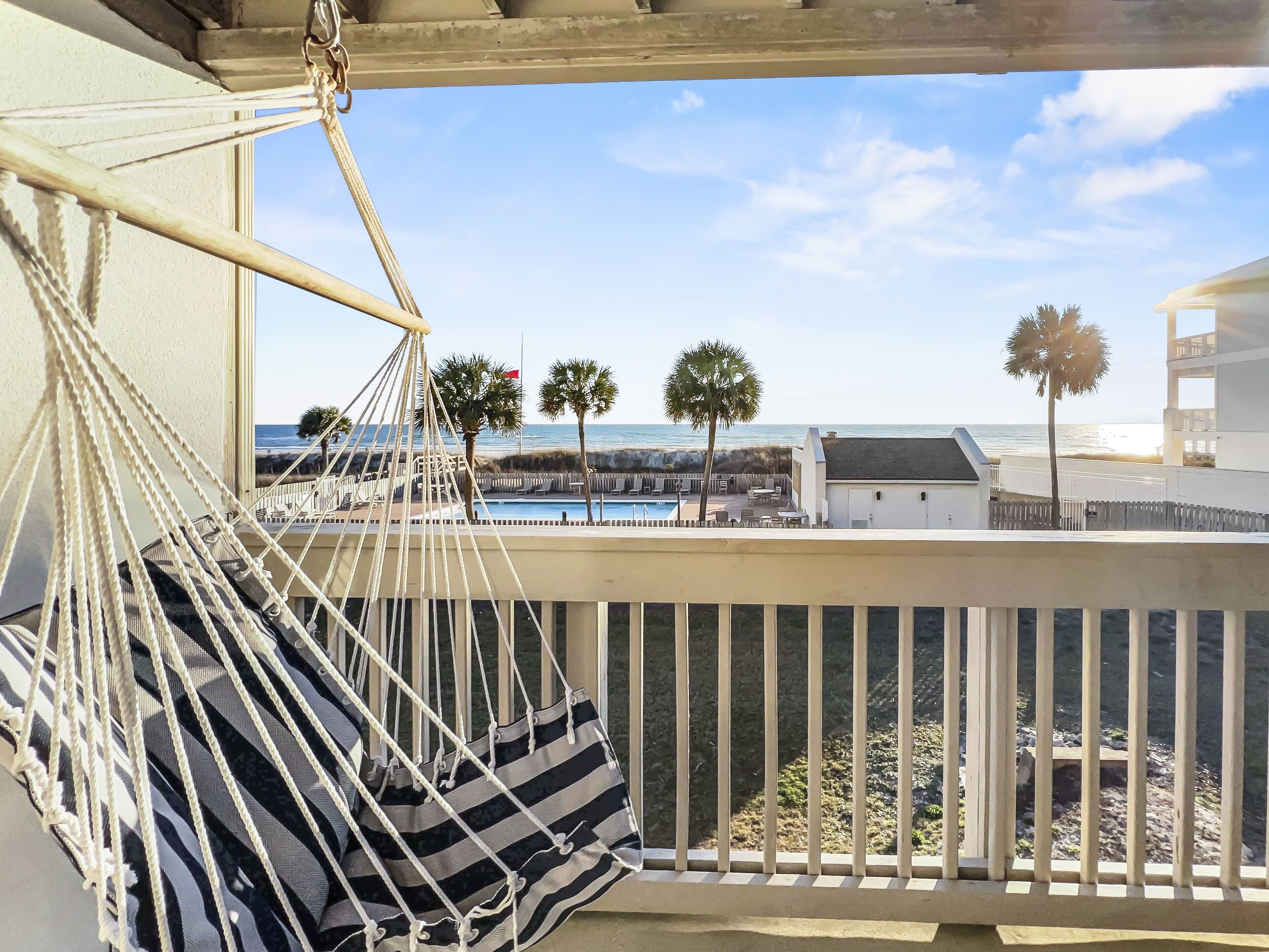 Condo, 2 quartos | Sacada