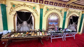 Pequeno-almoço tipo buffet diário incluído