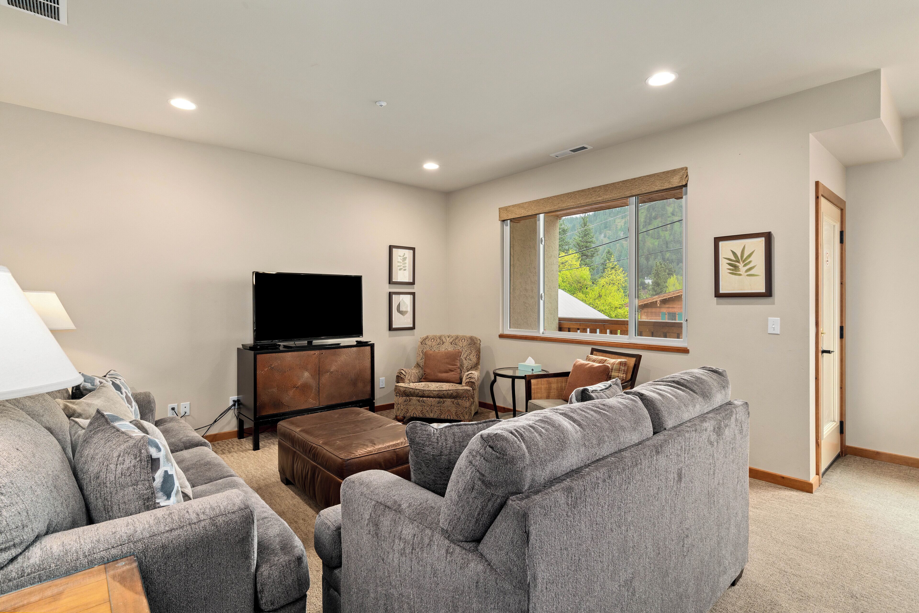 Trails Edge, Unit B - The Heart Of Downtown! - Leavenworth, WA