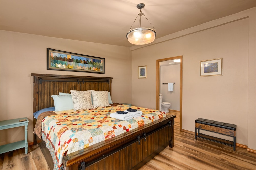 Pet-friendly Riverside Home In A Quiet Neighborhood - Plain, WA