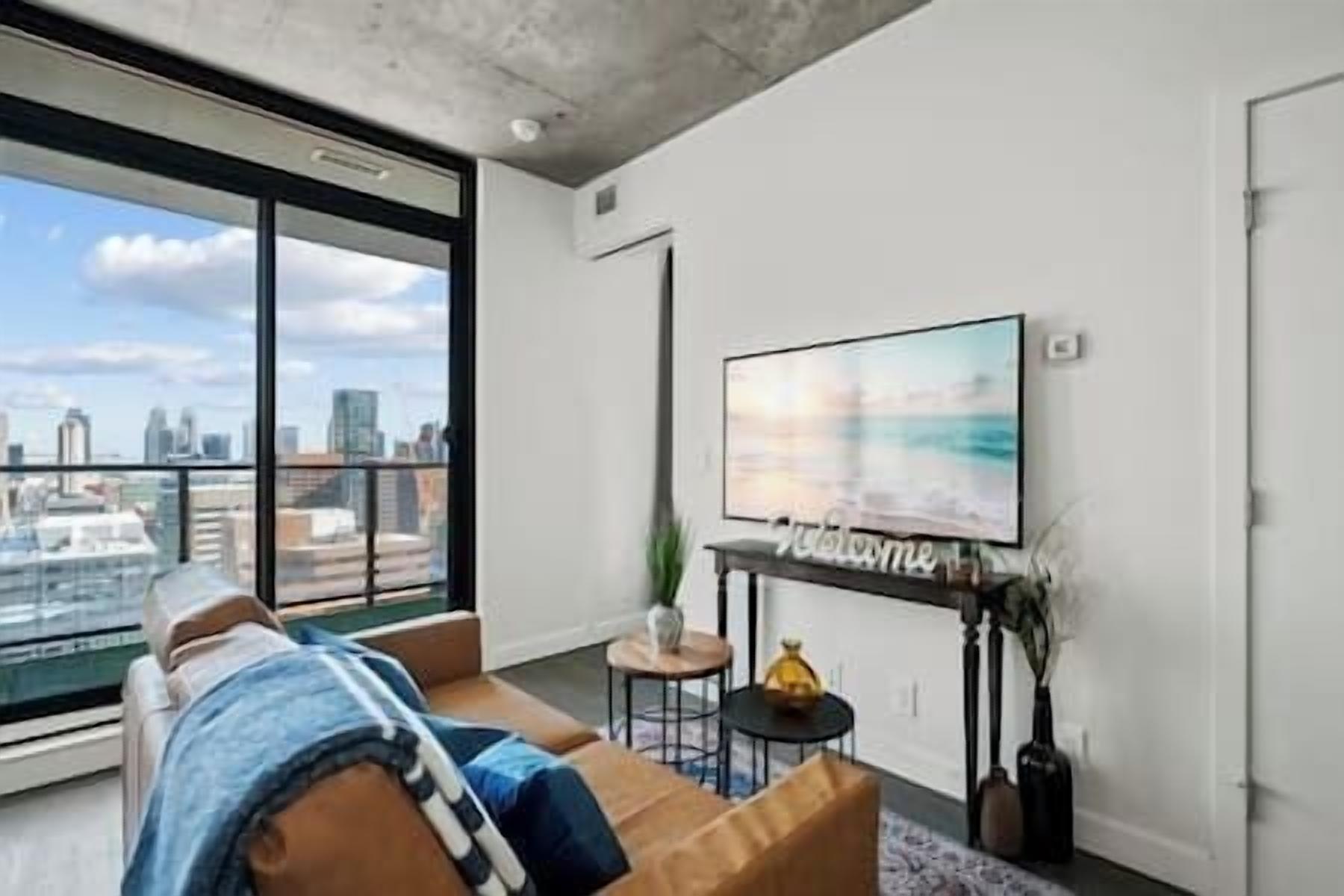 Cgy Tower Views | Mins To Saddledome | Gym | Pool - Calgary