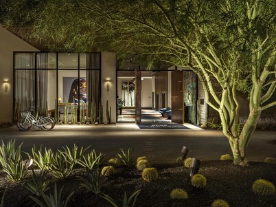 Thompson Palm Springs, by Hyatt