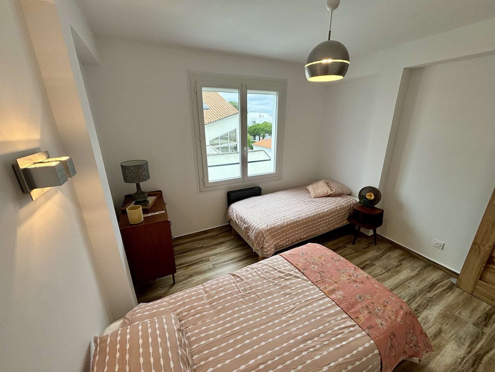 Royan - Sur La Plage - Appartement- T4 De 80m² - 3 Chambres - Zoo de La Palmyre