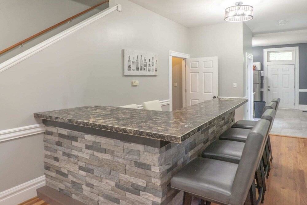 Ultimate Convention and STL Getaway! - St. Louis | Vrbo