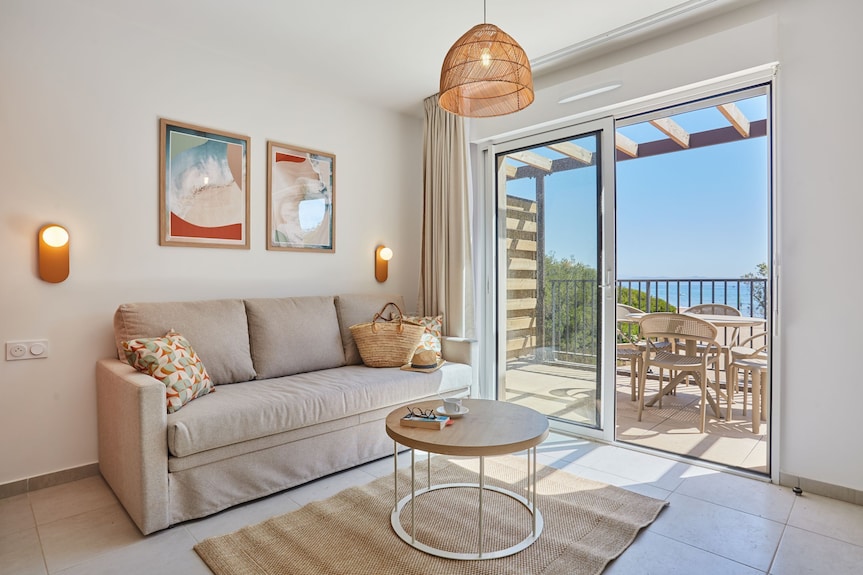 T4 Pour 8 | Plage à Proximité | Logement Climatisé - Porquerolles