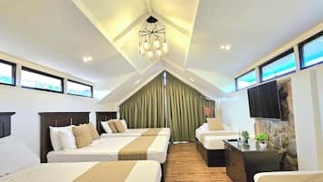 Quarto luxo, vista para a lagoa | Roupas de cama premium, escrivaninha, quartos à prova de som