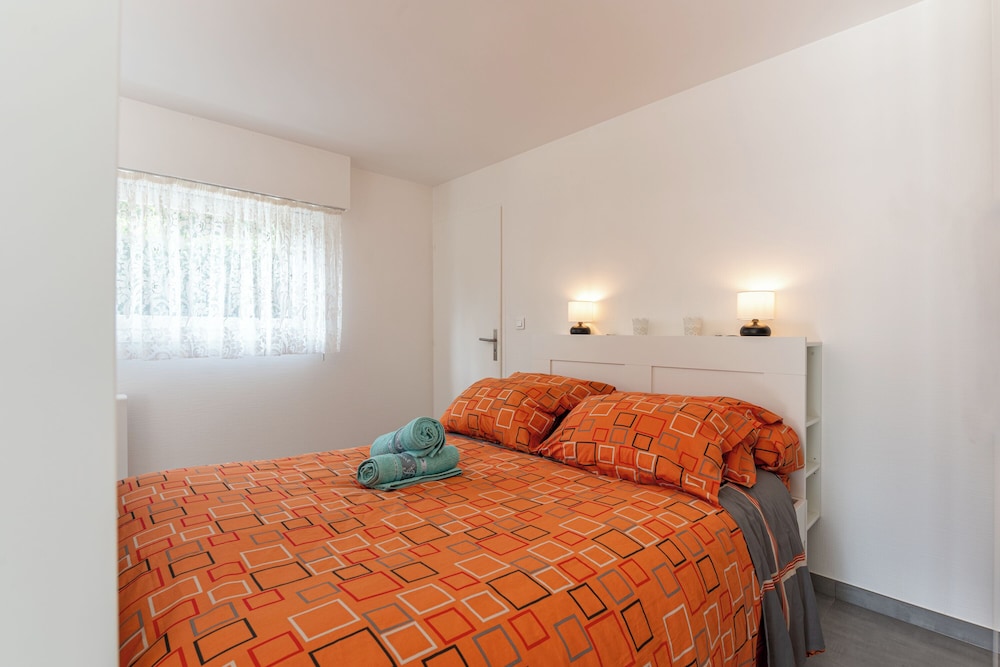 Ferienwohnung 'Les Cerisiers - Un Havre De Paix' Mit Privatterrasse, Gemeinschaftsgarten Und Wi-fi - Sévrier