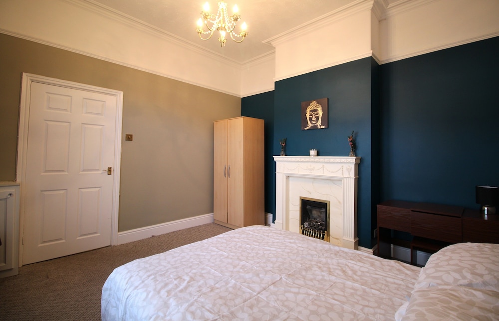 Large 3 Bed Bungalow - Beautiful Refurb - Garden - Birmingham