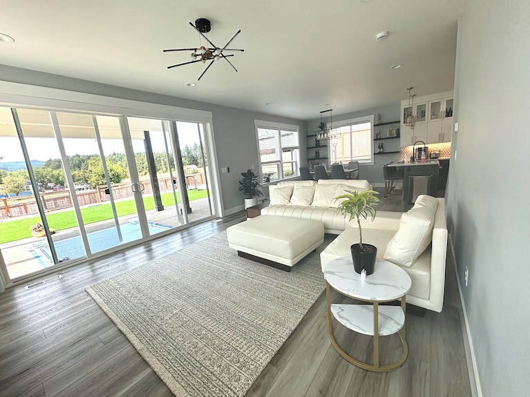 Charming House With Hot Tub And Steamer Shower In Delightful Dallas - 達拉斯