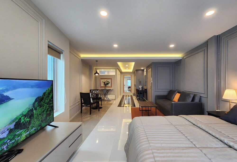 Nice Decorated Townhouse In Local Neighborhood, 10 Minutes Walk To Bts - バンコク