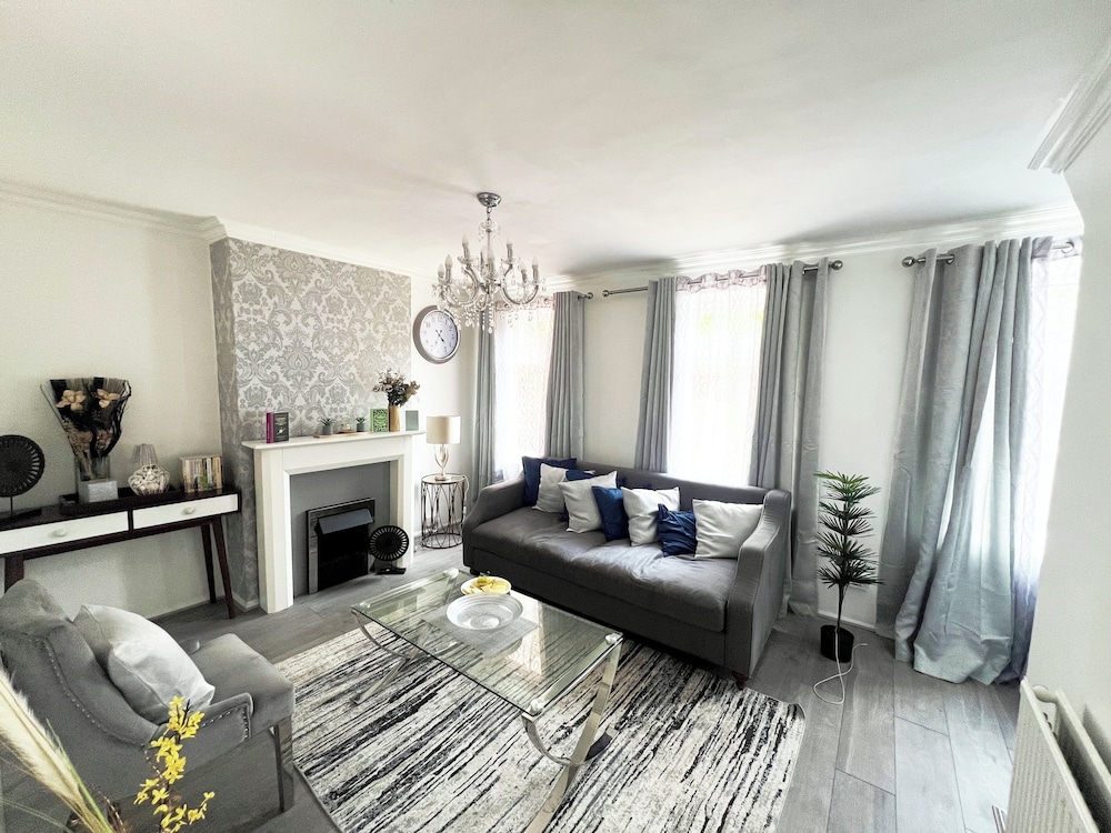 Suspire House -Sleeps6-garden-bbq-coastal Retreat - Camber Sands