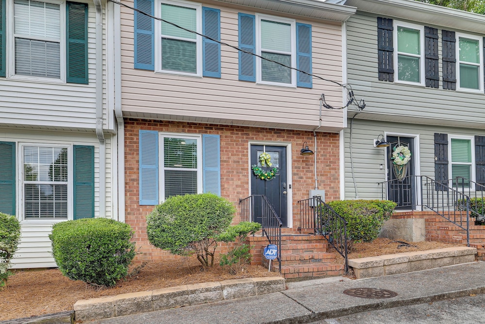 Quaint Augusta Townhome: 3 Mi To The Masters! - Wood Park, Augusta